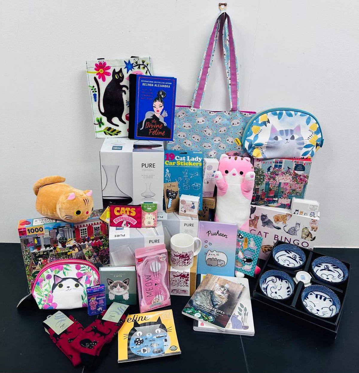 The Cats Mothers Day Raffle!